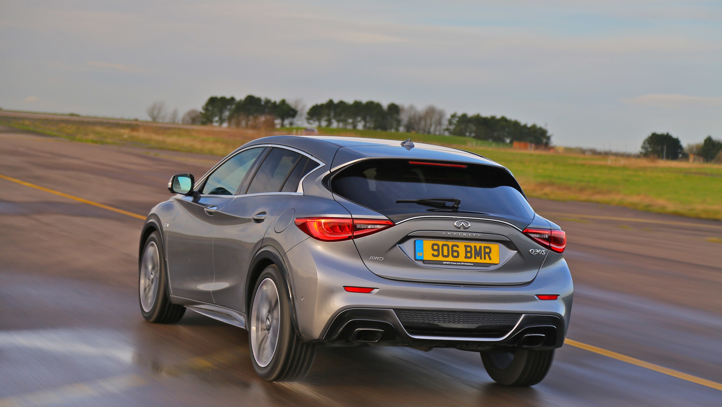 Infiniti Q30 review - in pictures | evo