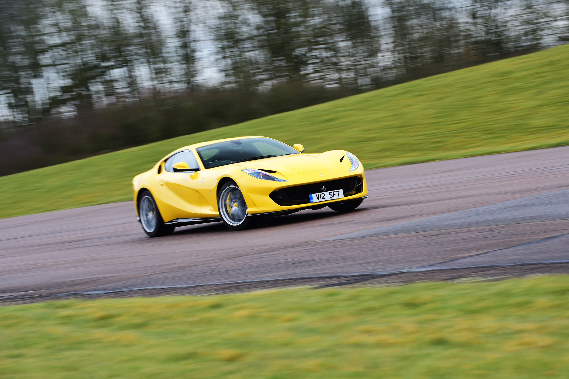 Ferrari 812 Superfast review – Performance and 0-60 time | evo