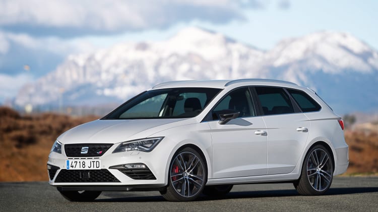 SEAT Leon review - in pictures | evo