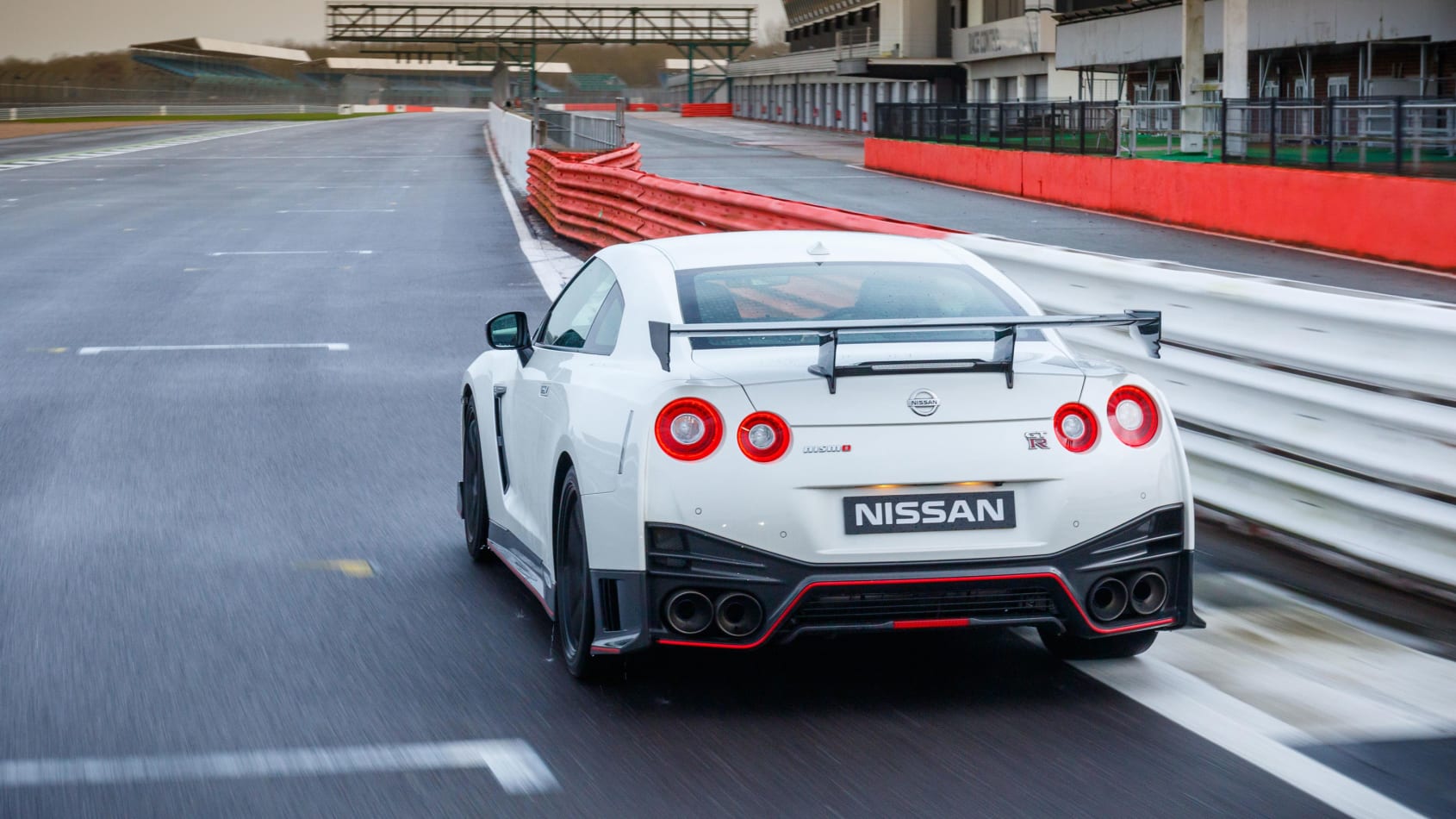 2017 Nissan GT-R - in pictures | evo