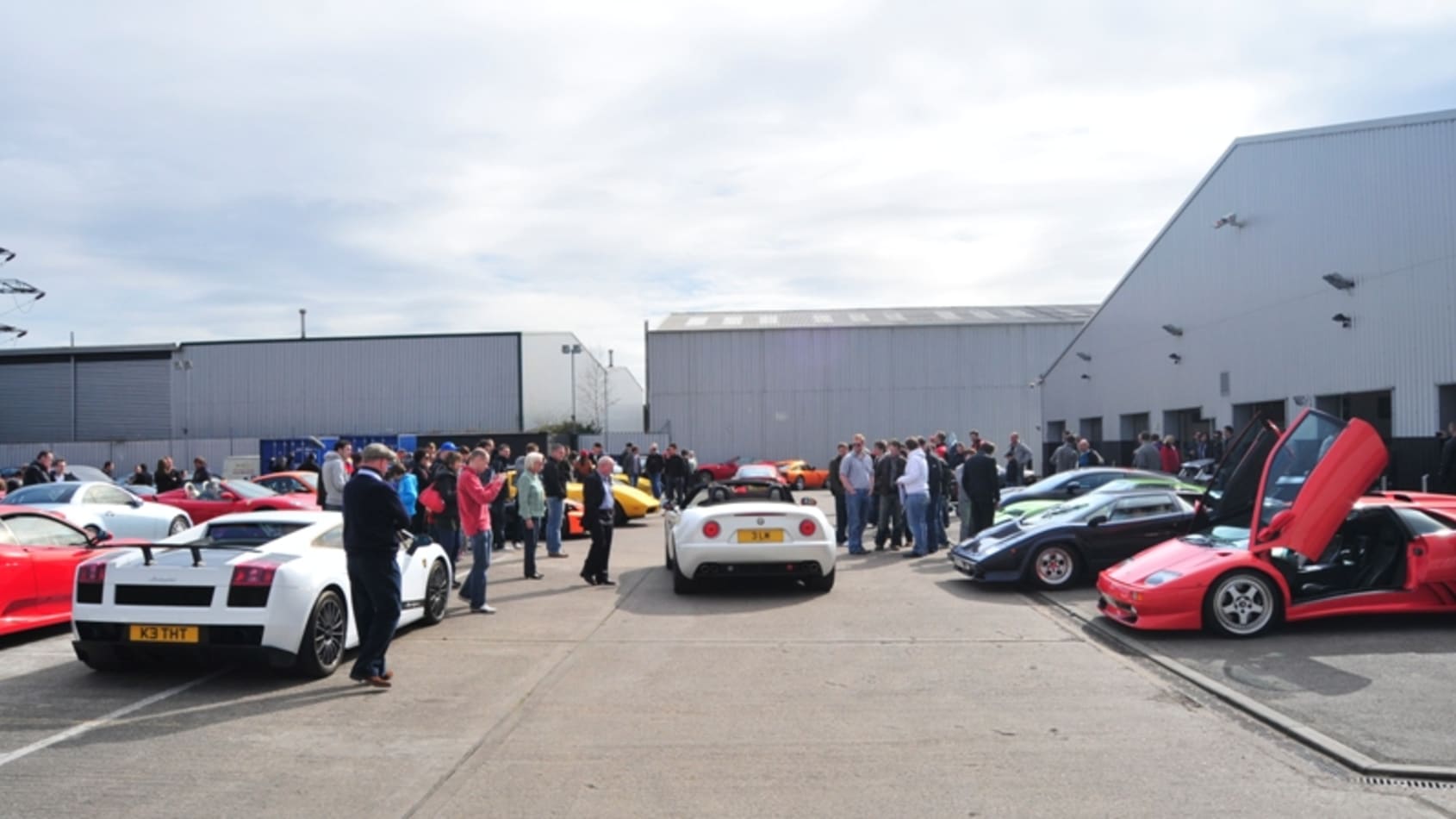 Secret Supercar Meet Photos - Pictures | Evo