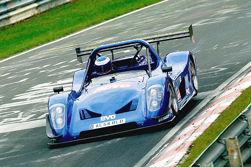 Radical SR8 smashes Nürburgring lap record | evo