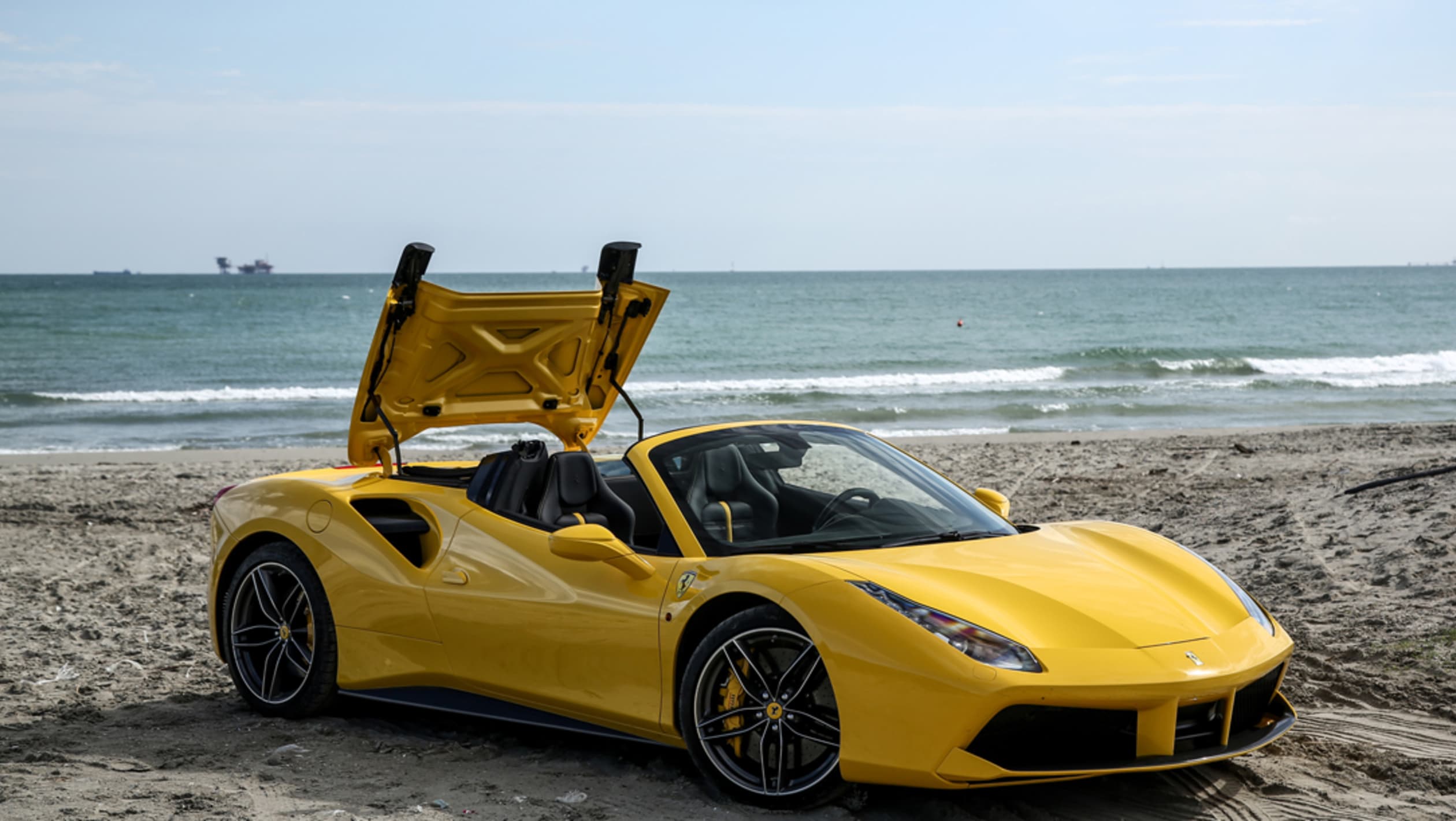 Ferrari 488 Spider review - in pictures | evo
