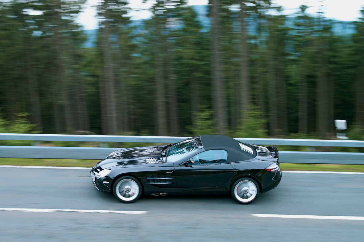 Mercedes SLR Roadster | evo