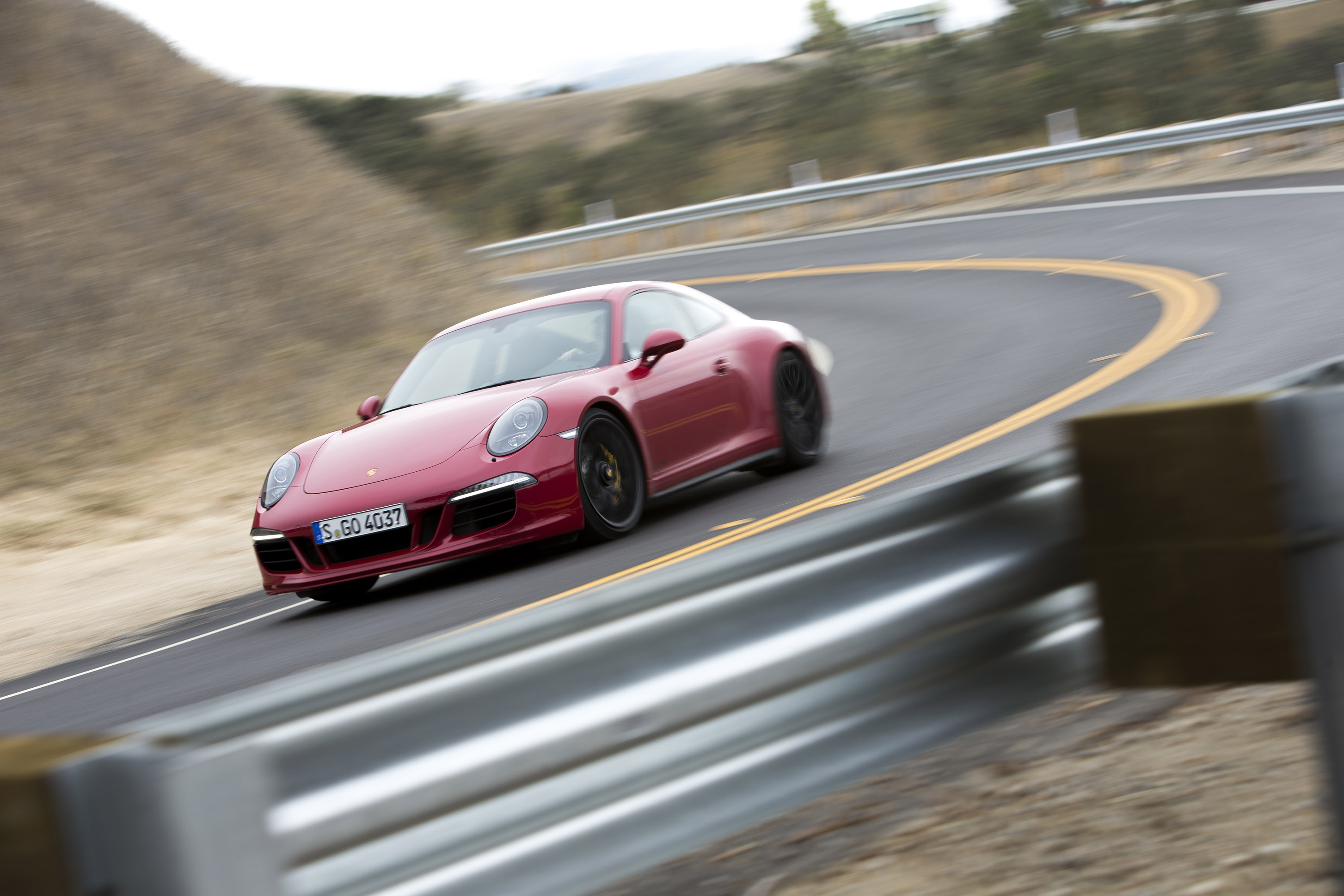 Porsche points to hybrid power for the new 911 | evo
