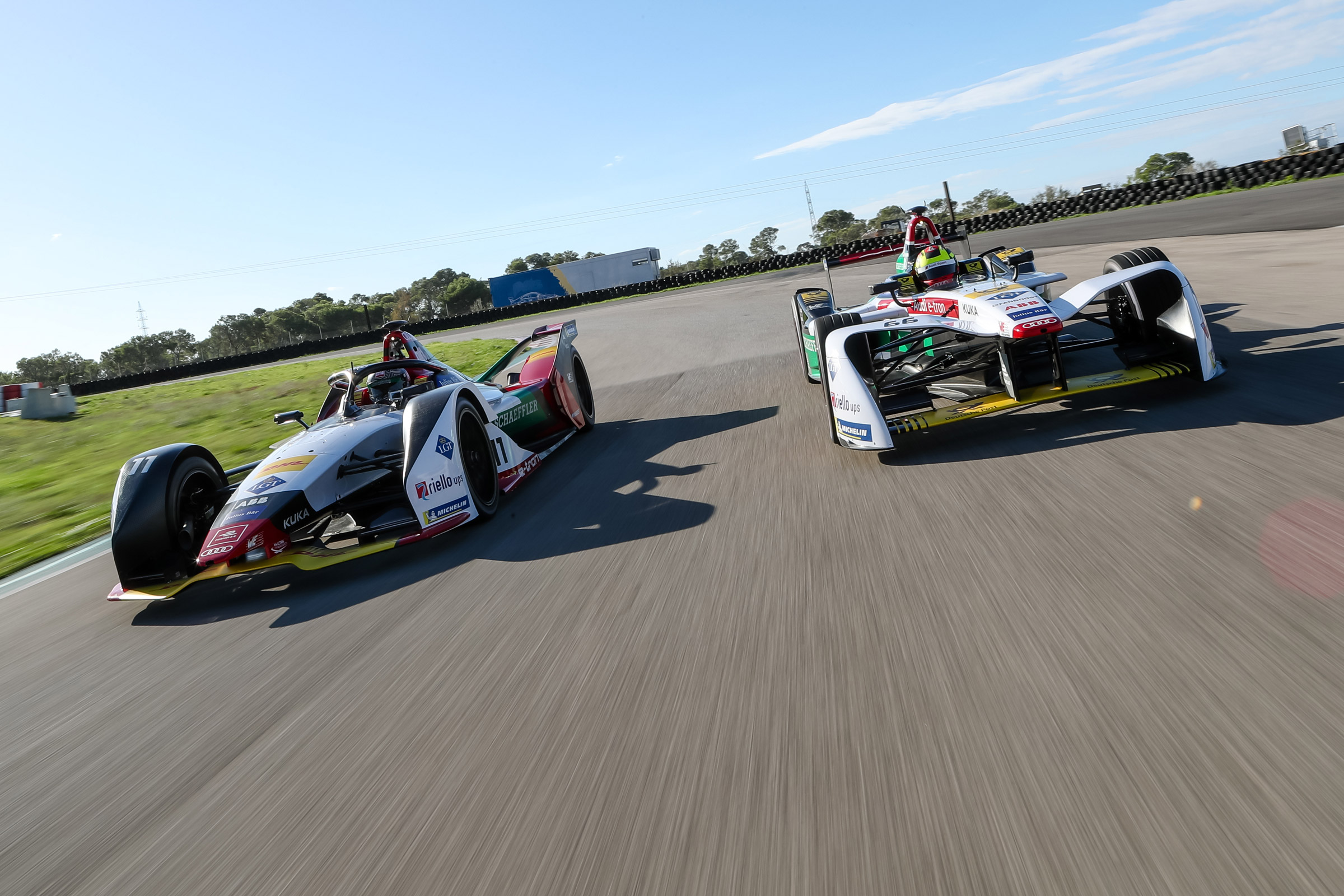 Formula e cars driven - on track in Audi's 1st and 2nd gen electric ...