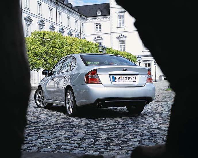 2004 Subaru Legacy 3.0R-B review - stirring mid-sizer a premium saloon ...