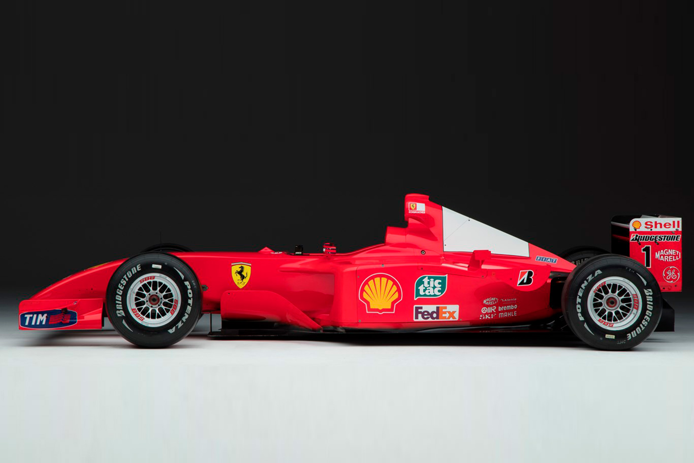 Michael Schumacher’s Ferrari F2001 Formula One championship-winning car ...