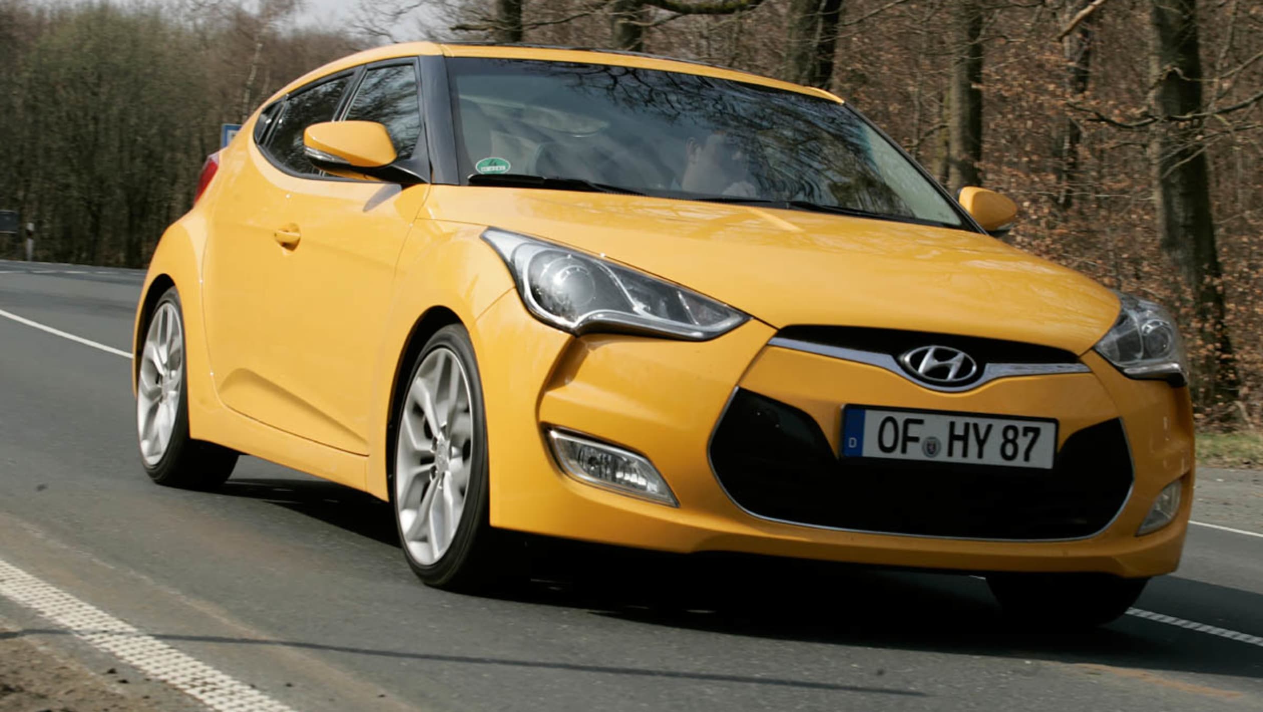 Hyundai Veloster coupe review - Pictures | evo