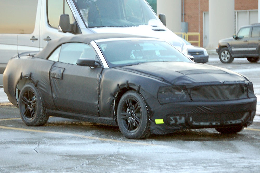 Ford Mustang - Pictures | Evo