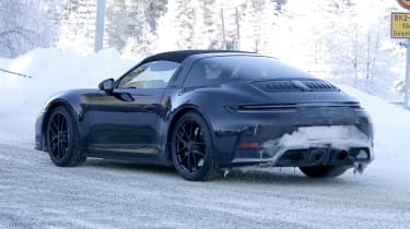 New Porsche 911 (992.2) – pictures | evo