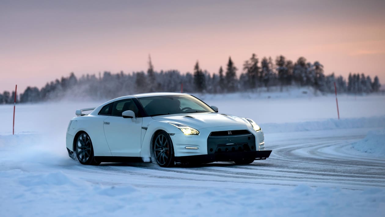 evo Art of Driving - Ice driving in Lapland | evo