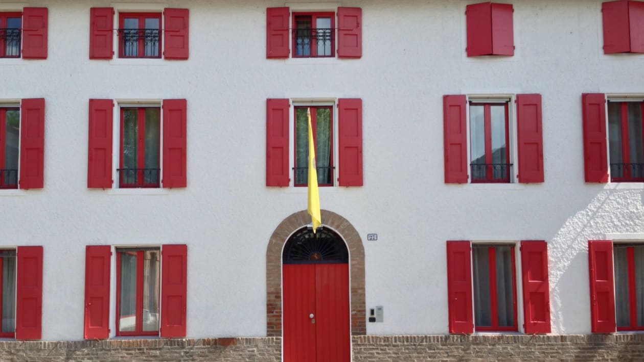 Ferrari behind the scenes - Enzo's house in pictures | evo