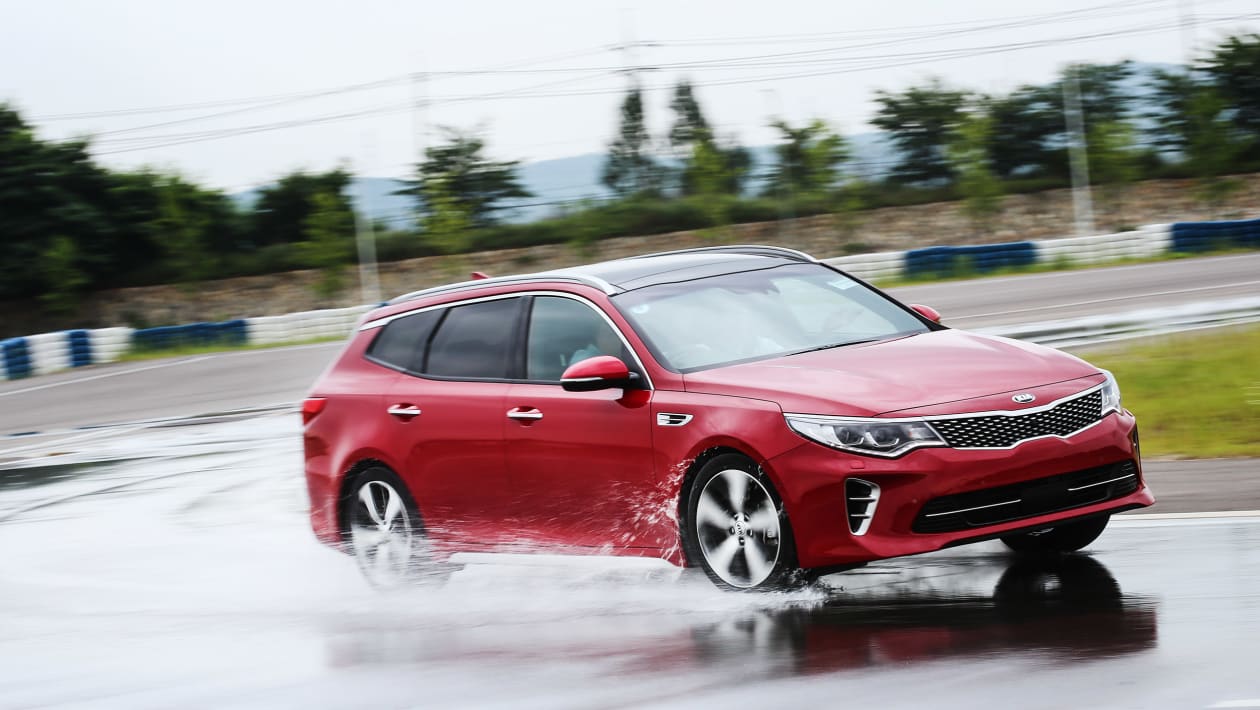 Kia Optima Sportswagon review - Stylish looks; fun to drive? | evo