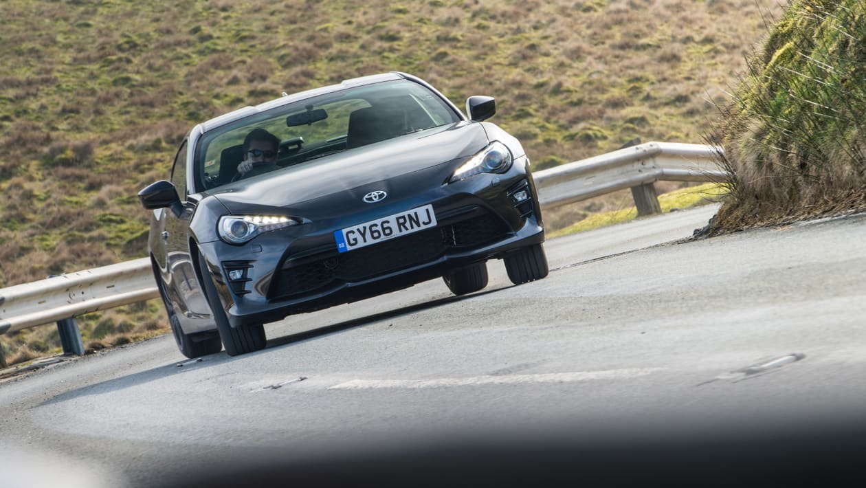 Toyota GT86 review - in pictures | evo