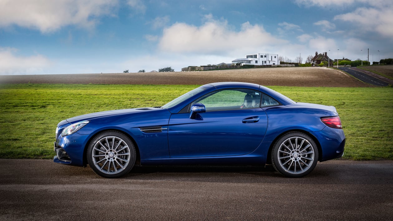 Mercedes-Benz releases entry level SLC 180 roadster - pictures | evo