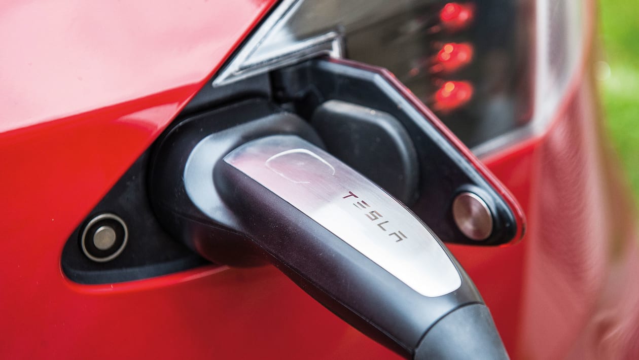 New Tesla Roadster could accelerate from 0 to 60mph in 2 seconds | evo