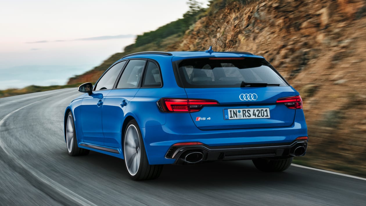 New Audi RS4 Avant guns for AMG C63 S - pictures | evo