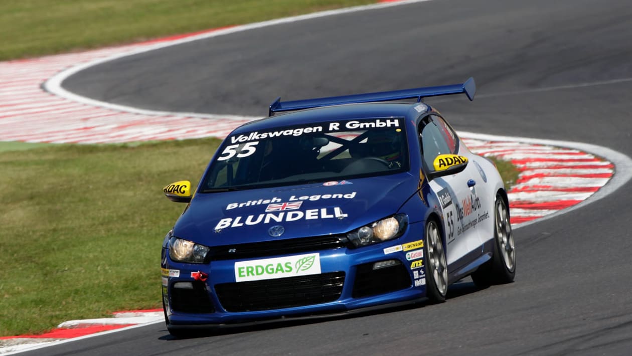 Volkswagen Scirocco R charity race | evo