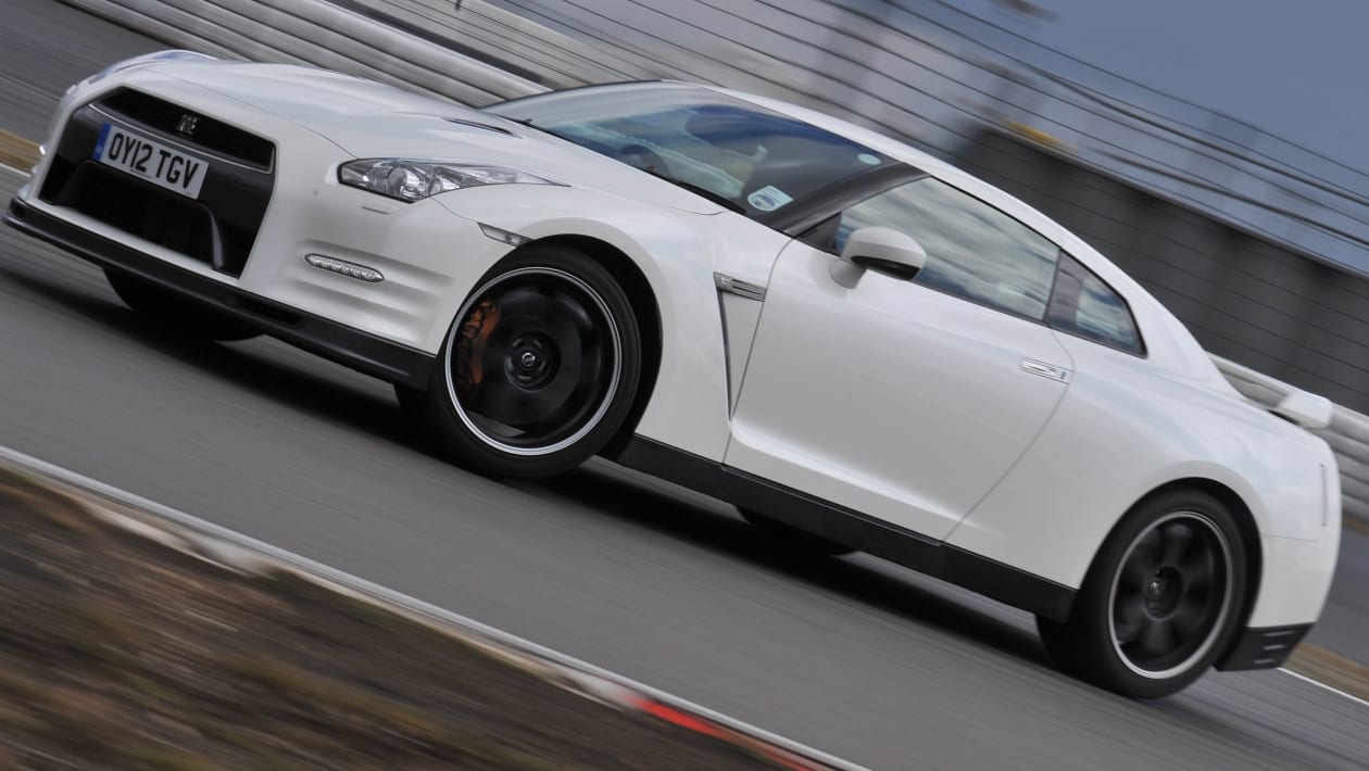 Video: Nissan GT-R on the Autobahn | evo