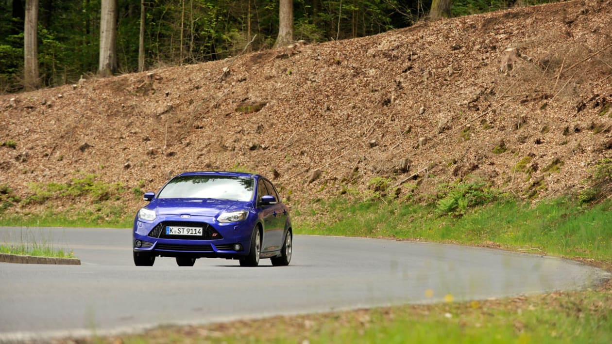 Ford Focus ST review, price and specs - Pictures | evo
