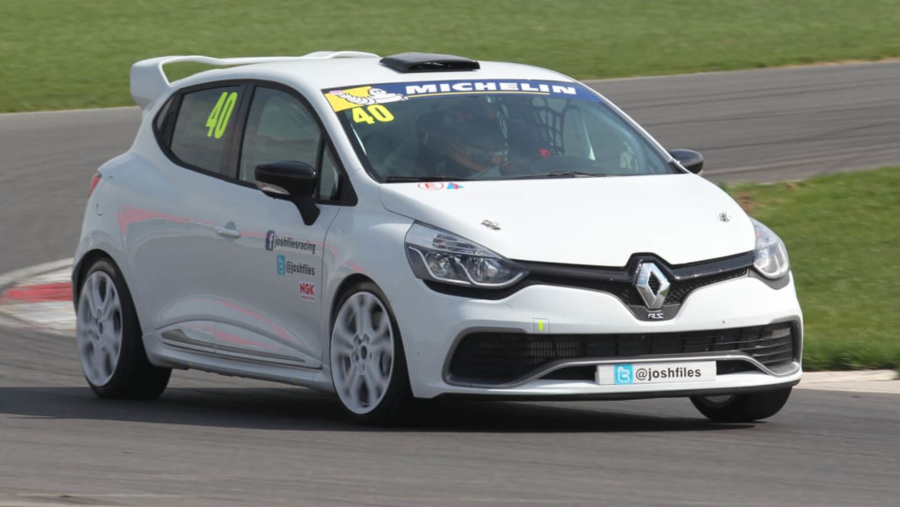 New Renault Clio Cup racer UK debut | evo