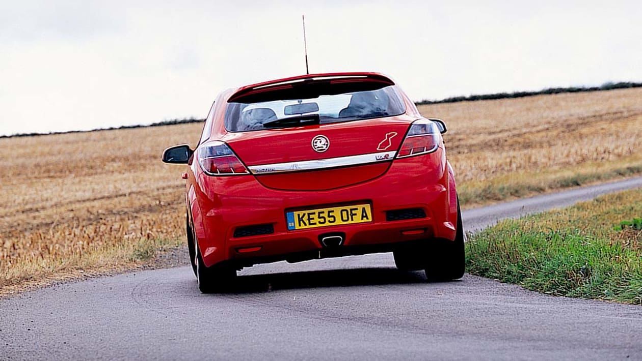 Vauxhall Astra VXR - Fast Fleet | evo