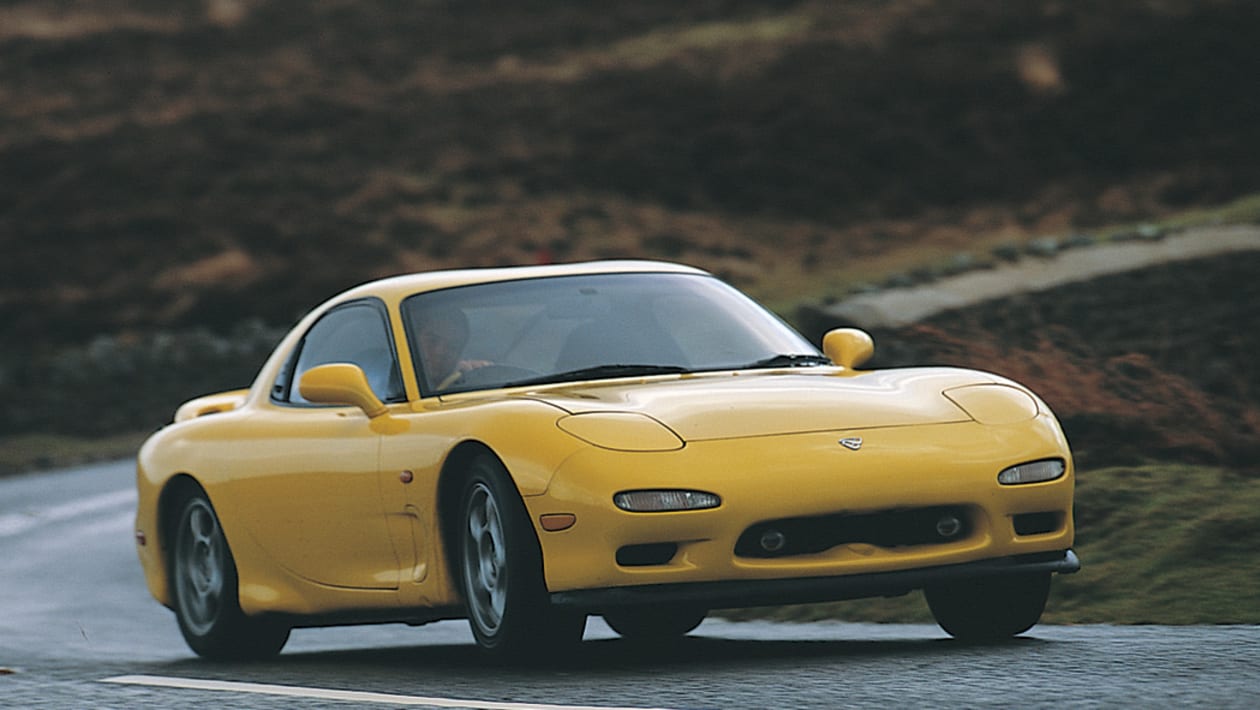 BMW M5 v TVR Chimaera v Audi RS2 v Renault Clio V6 v Mazda RX-7 v ...