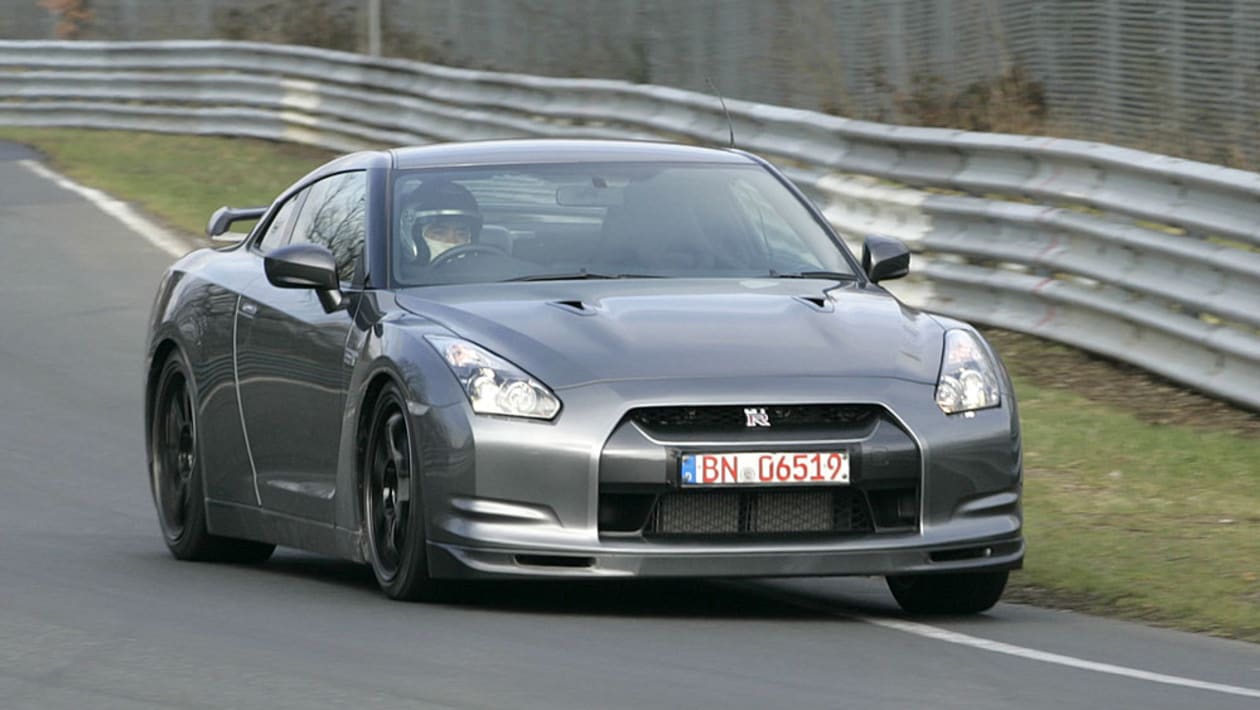 Nissan GT-R V-Spec | evo