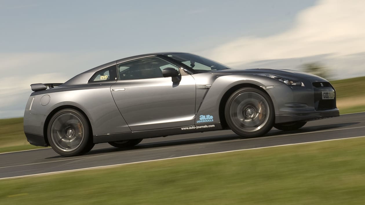 Nissan GT-R | evo