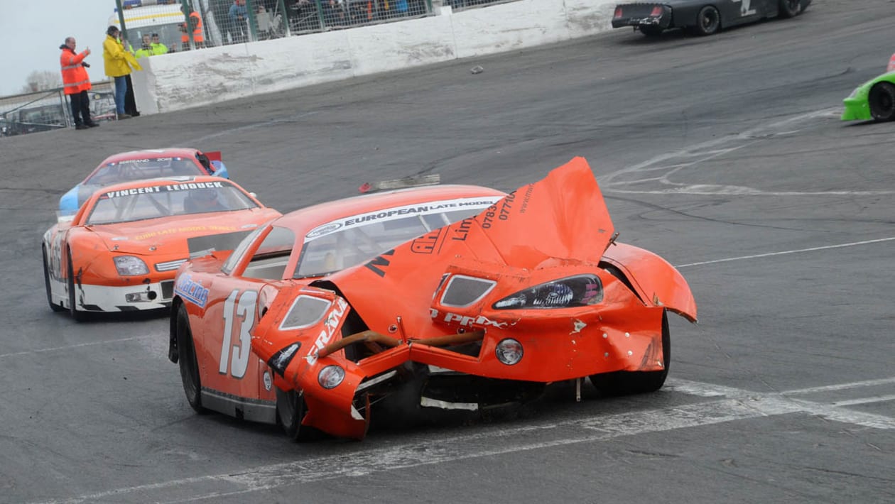 Roger Green races NASCAR-style V8 | evo