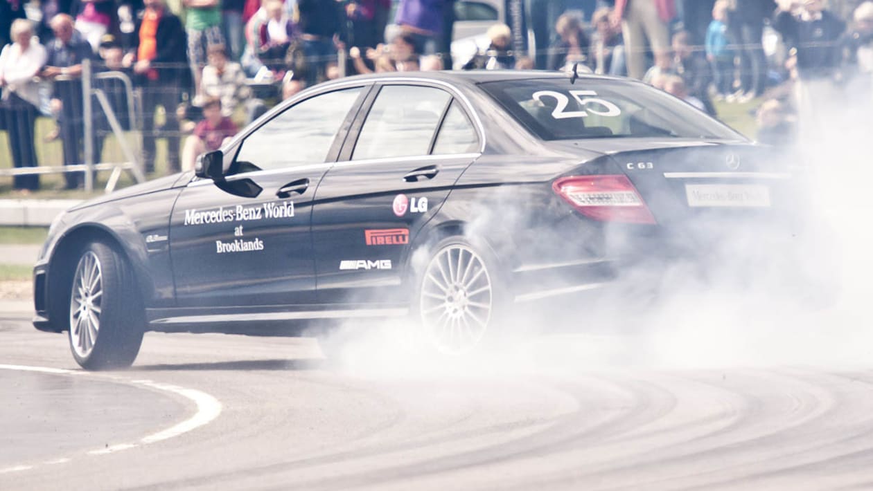 Mercedes C63 Amg Drift