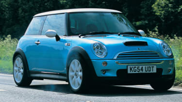 Mini Cooper (R50) - history, prices and specs - pictures | evo