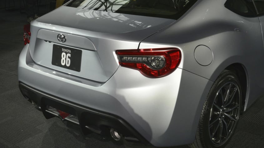 2017 Toyota GT86 - in pictures | evo