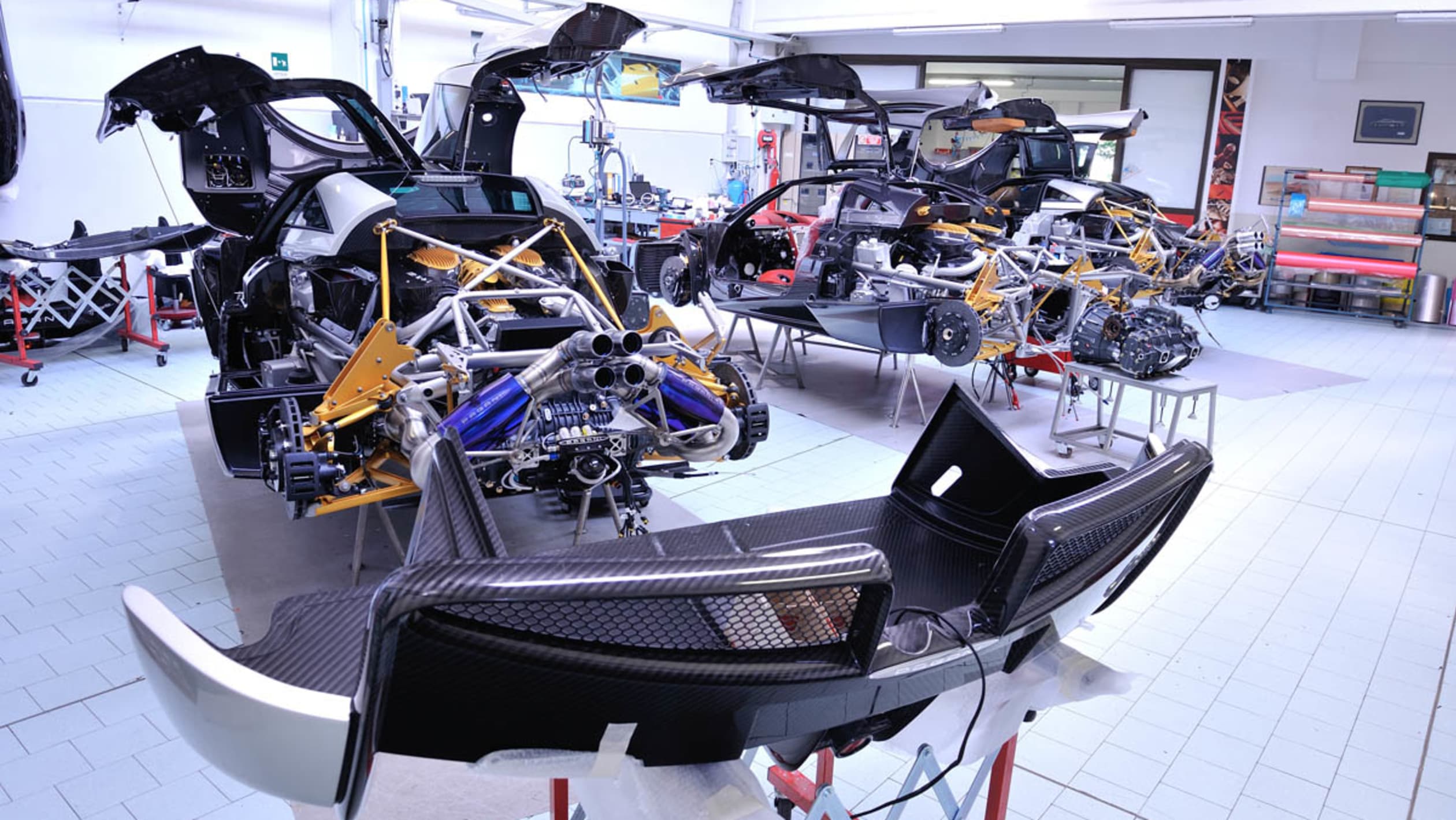 Pagani supercar factory tour video - Pictures | evo