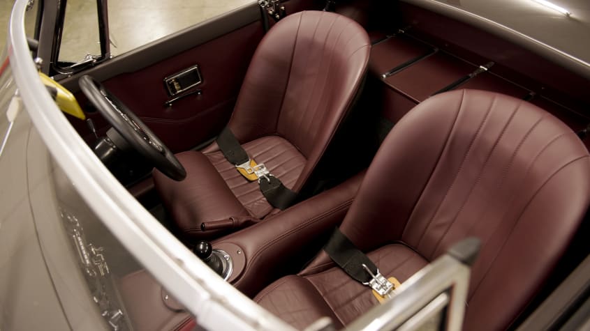 Frontline Developments MGB Roadster pictures | Evo