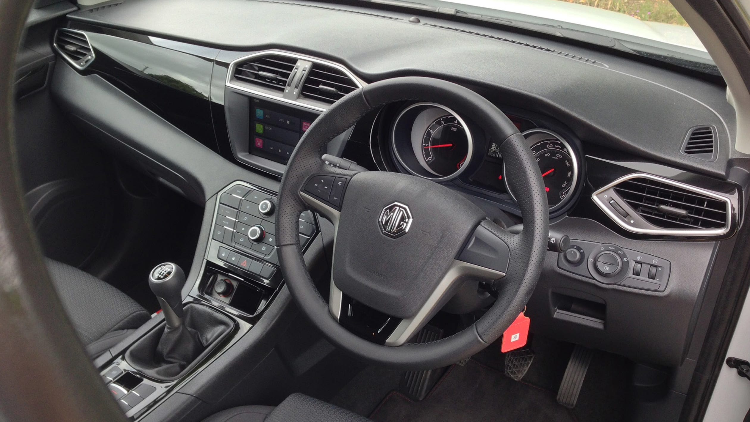 MG GS review - in pictures | evo