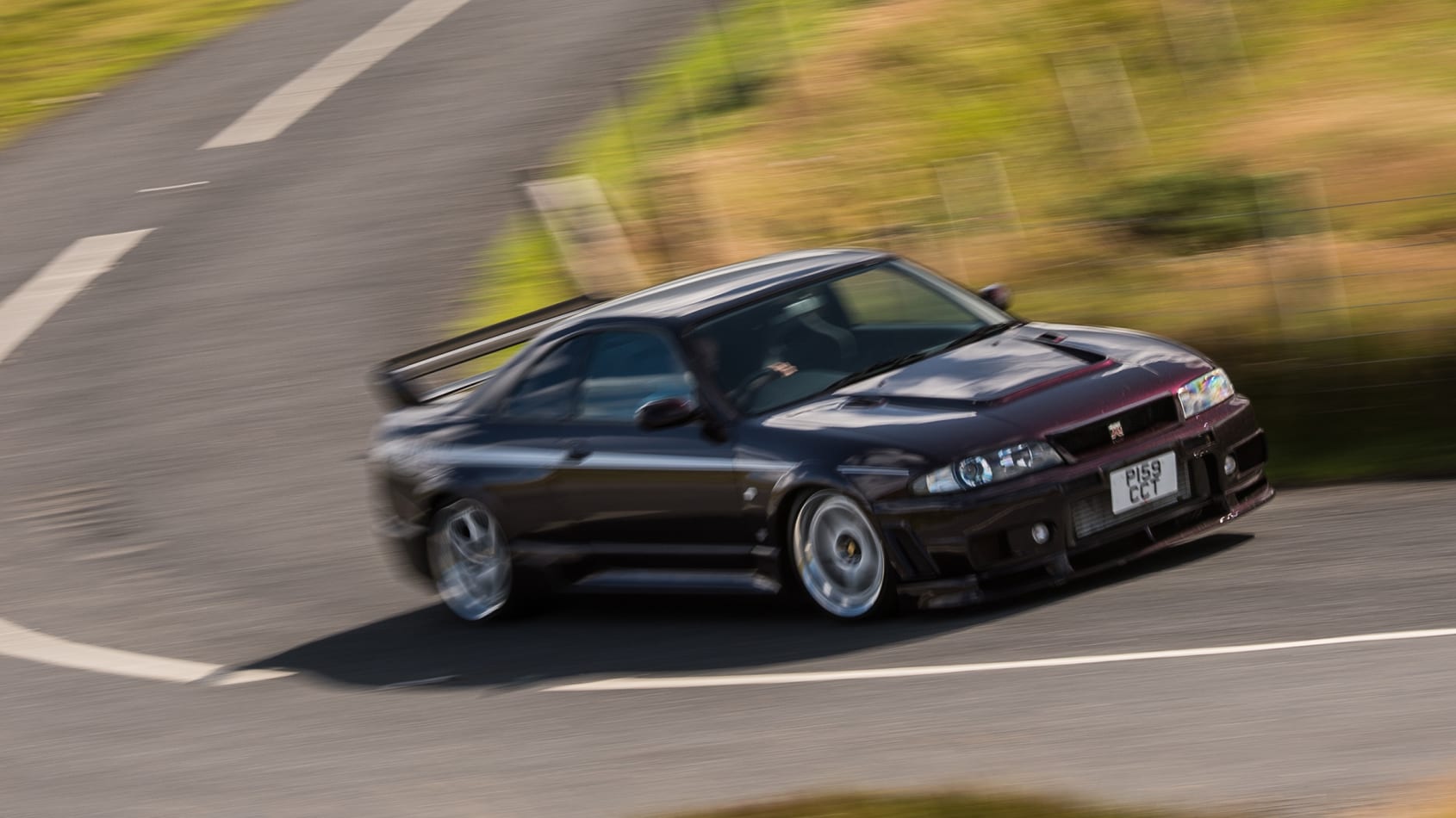 Nissan Skyline GT-R R33 - review, history, prices and specs – pictures ...