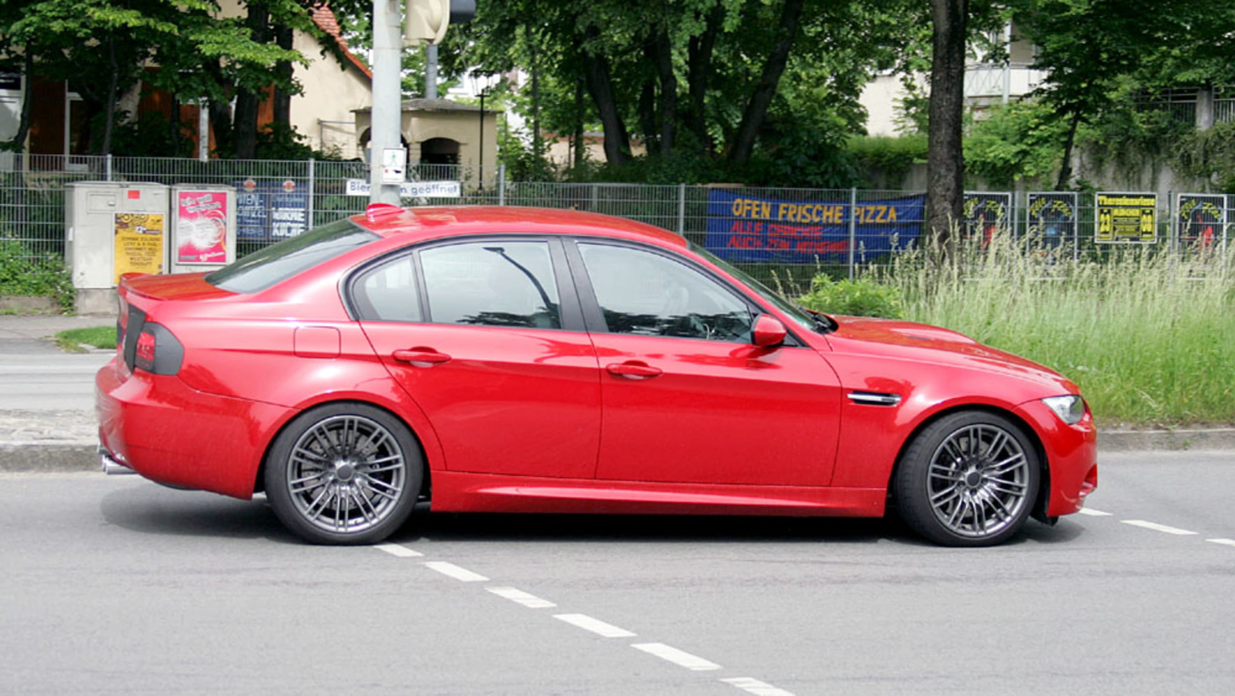 BMW M3 saloon - Pictures | evo