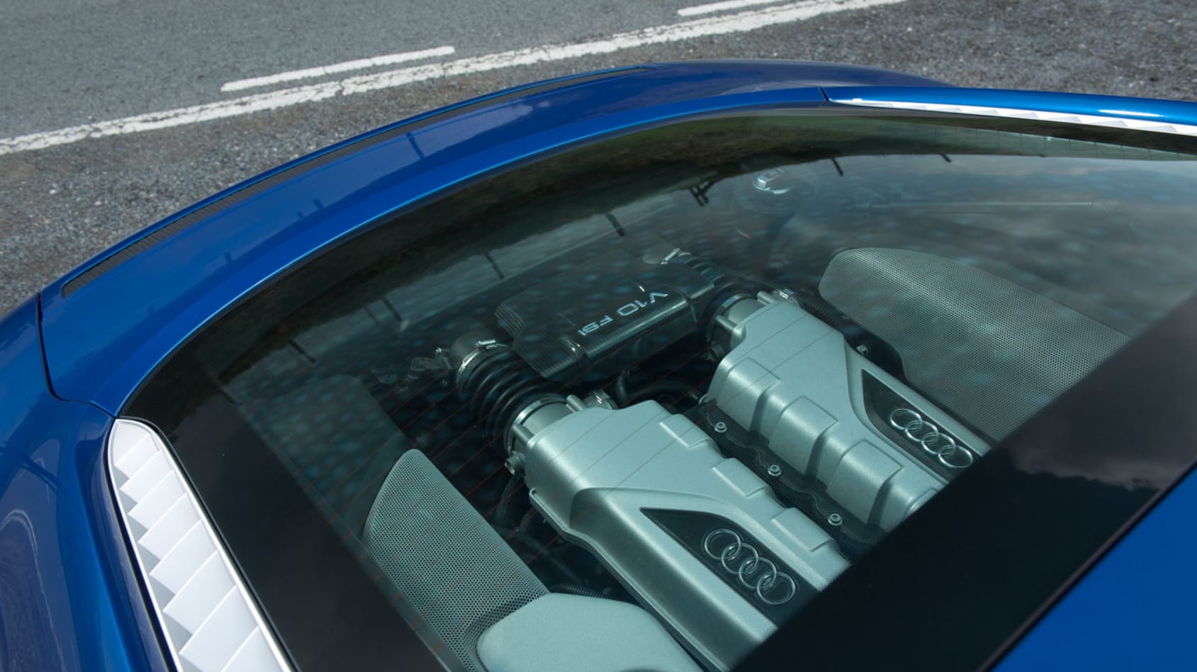 A-Z Supercars: Audi R8 V10 - Pictures | Evo