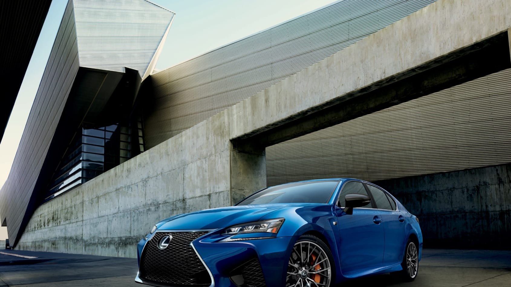 Lexus GS F revealed, targets BMW M5 | evo