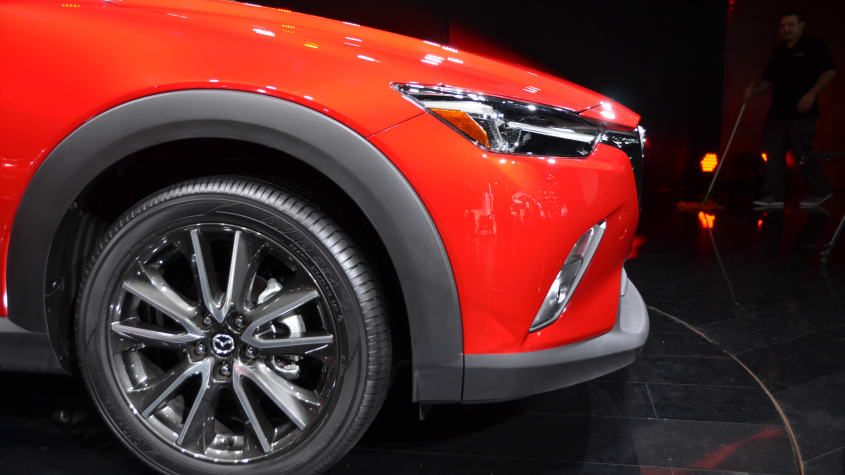 Mazda CX-3 crossover LA auto show picture gallery | Evo