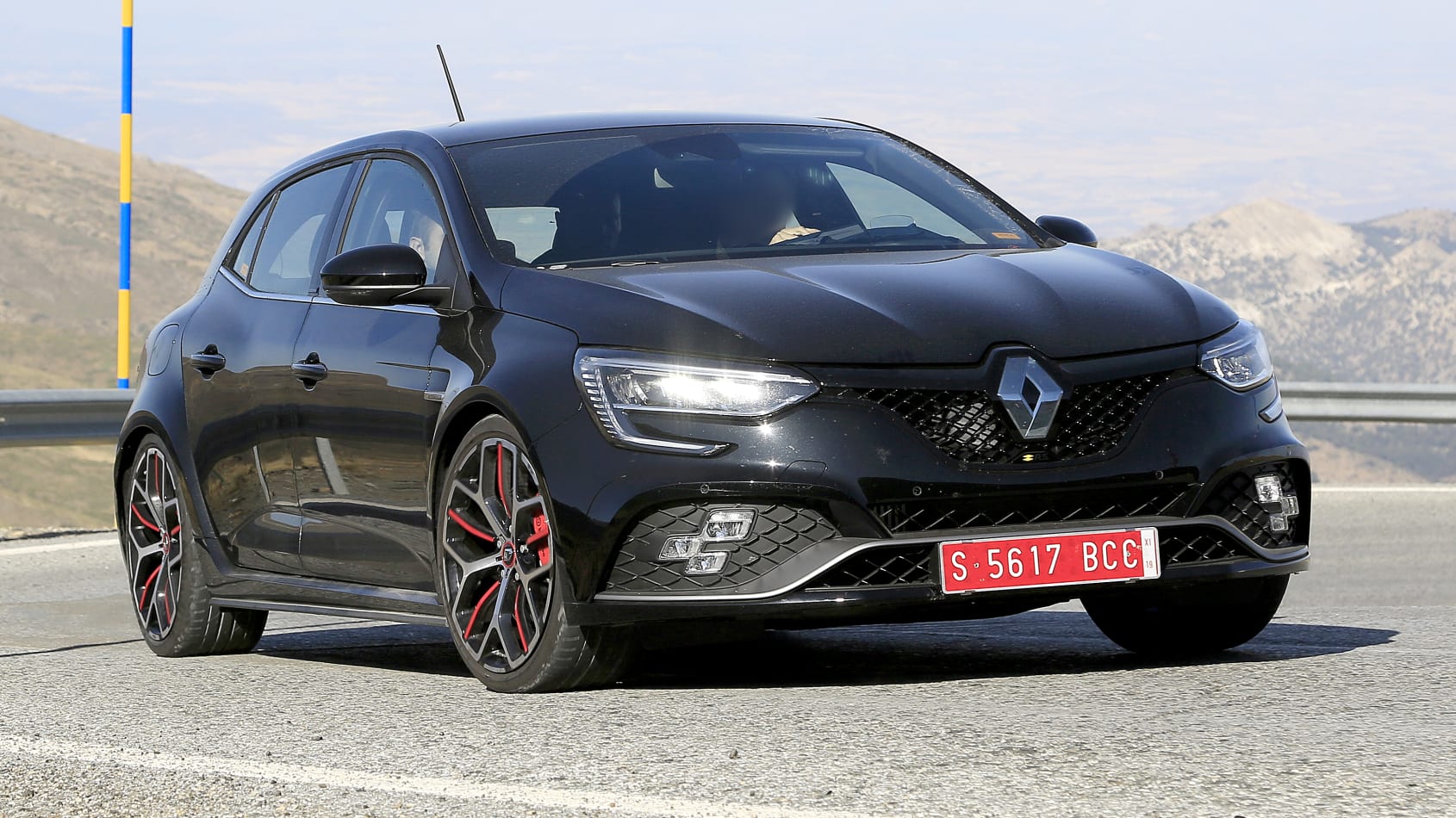 2020 Renault Mégane RS spied testing ahead of reveal - pictures | Evo