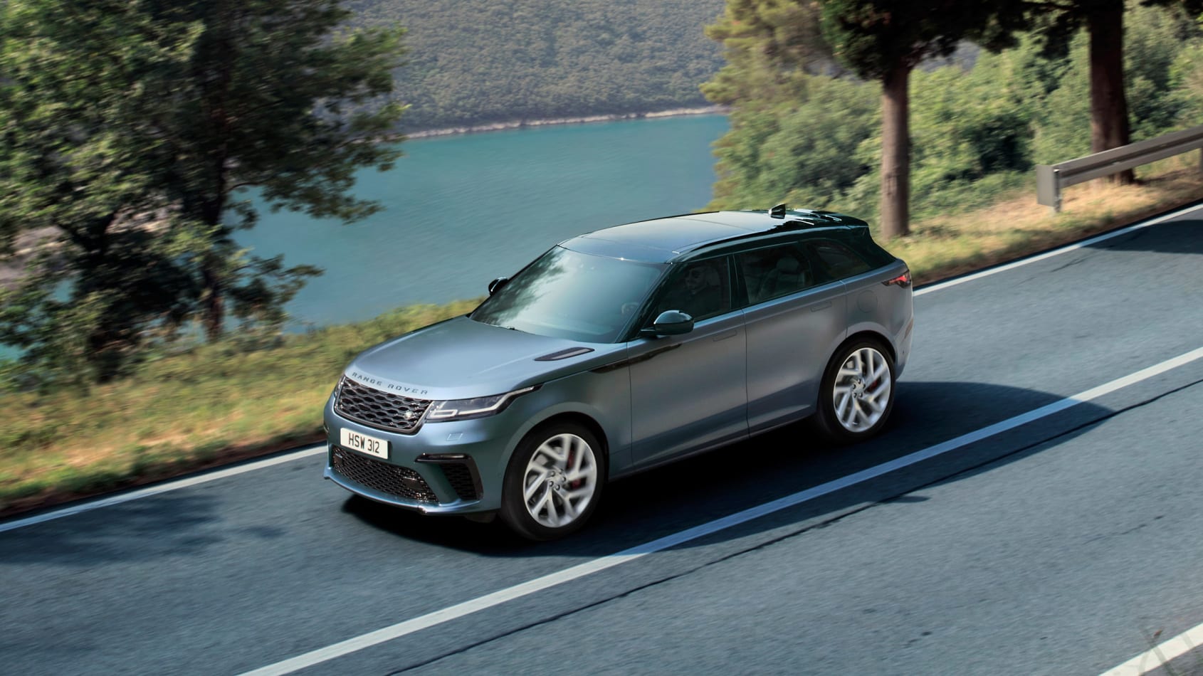 Range Rover Velar SV Autobiog - pictures | evo