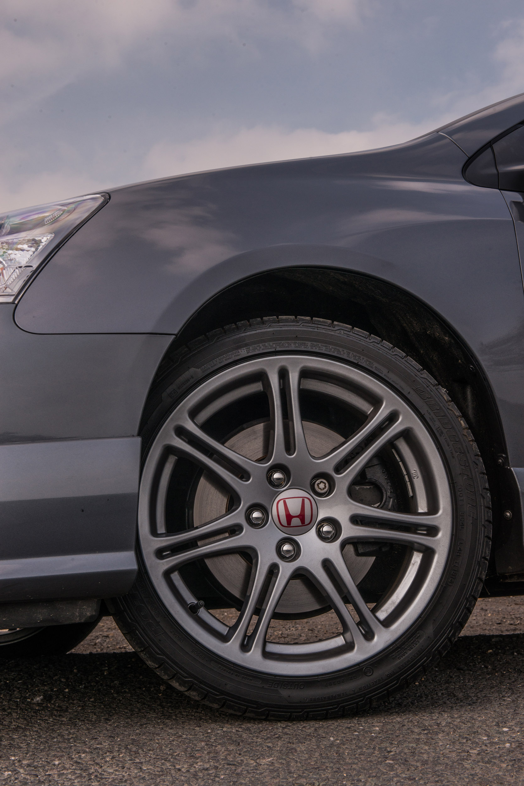 Honda Civic Type R (EP3) in pictures | evo