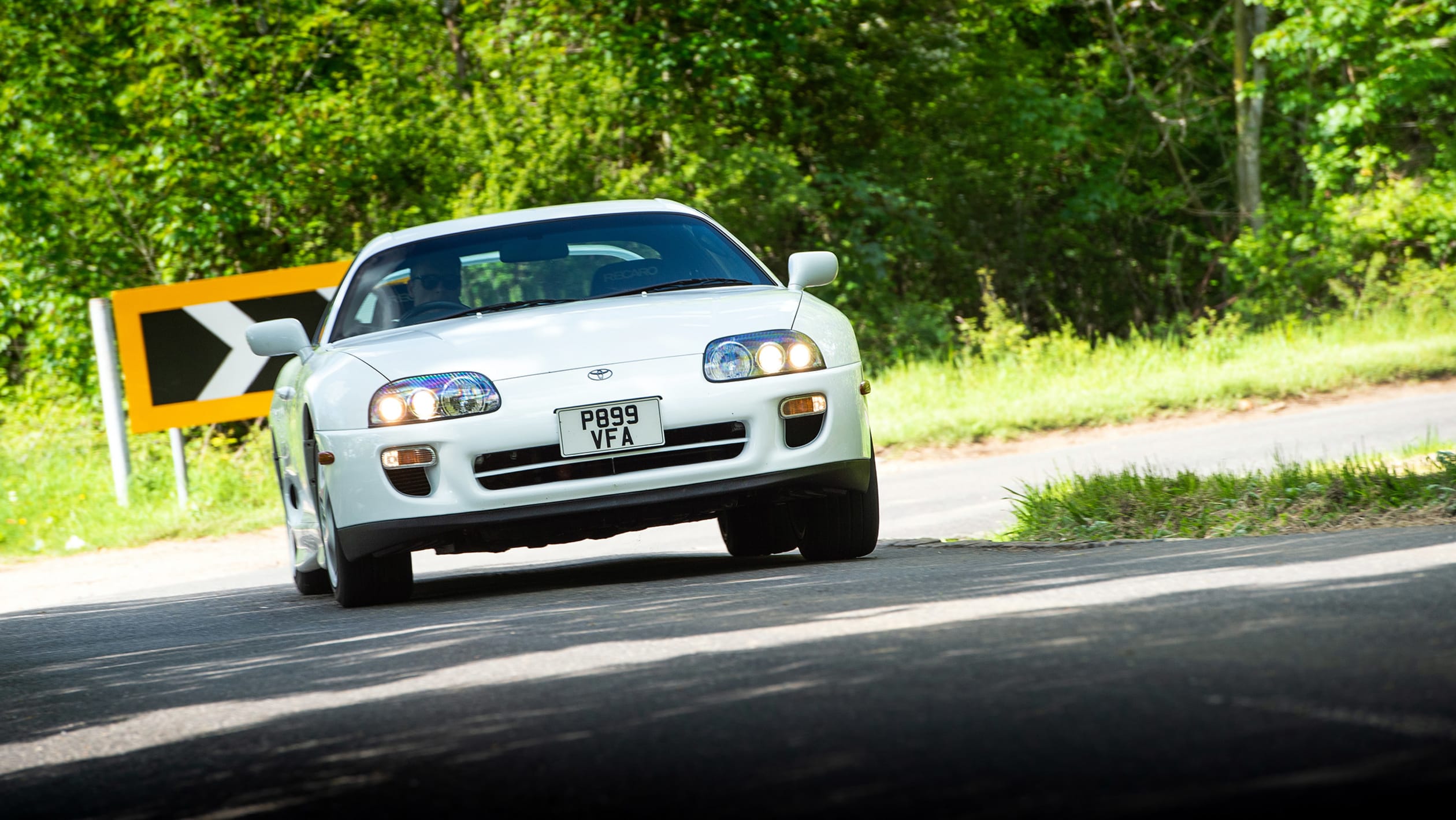 Toyota Supra (A80) - review, history, prices and specs - pictures | evo