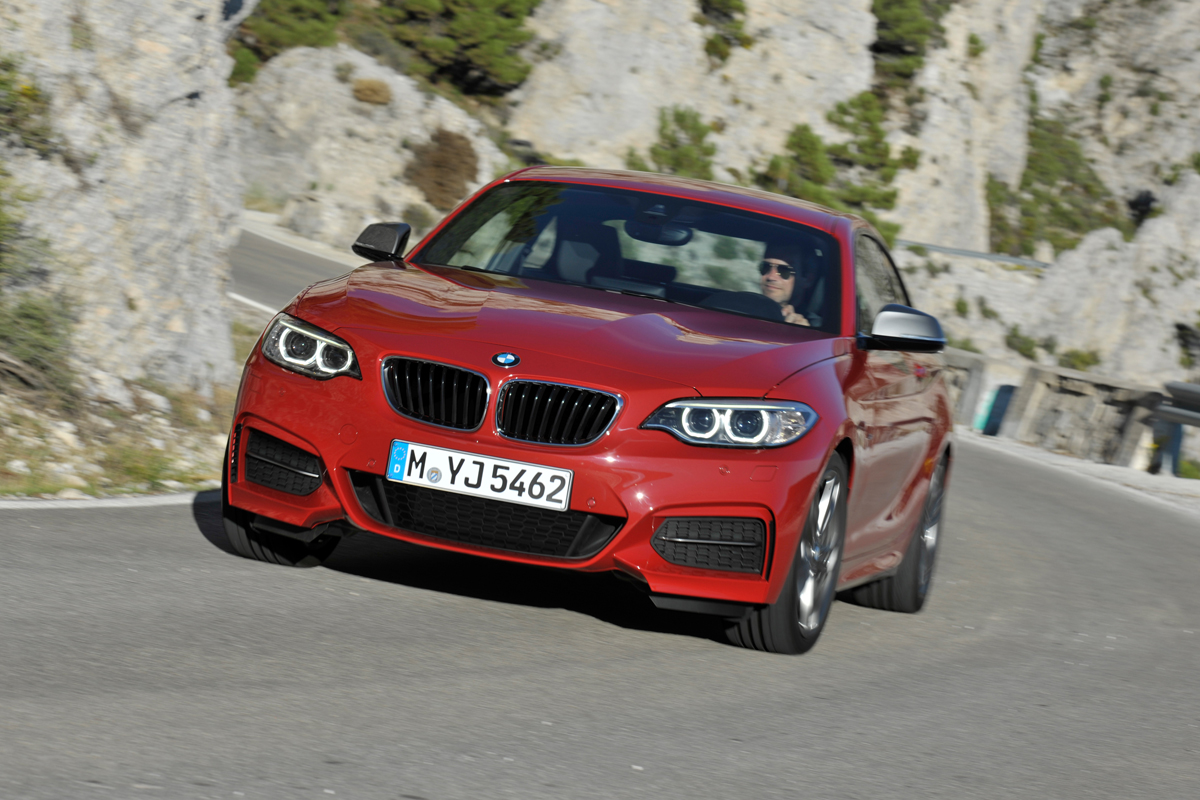 BMW 2-series coupe video, price and specs | evo