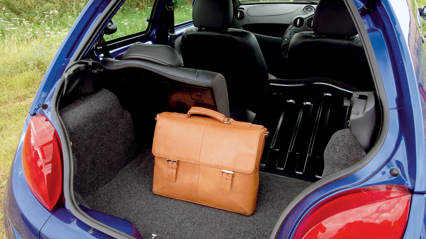 Ford SportKa - review, history, prices and specs – pictures | evo