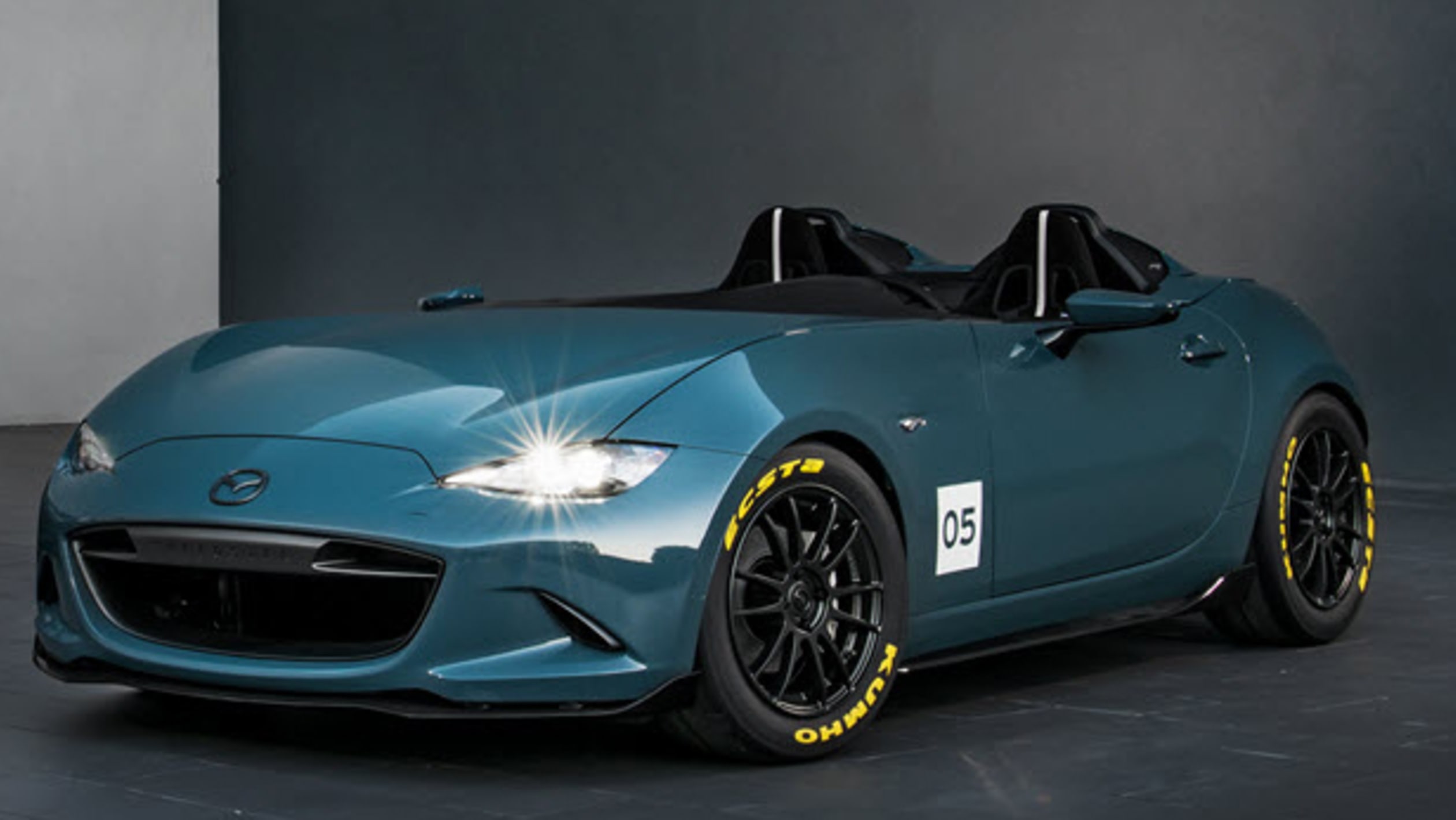 Mazda reveals featherweight MX-5s in Las Vegas | evo