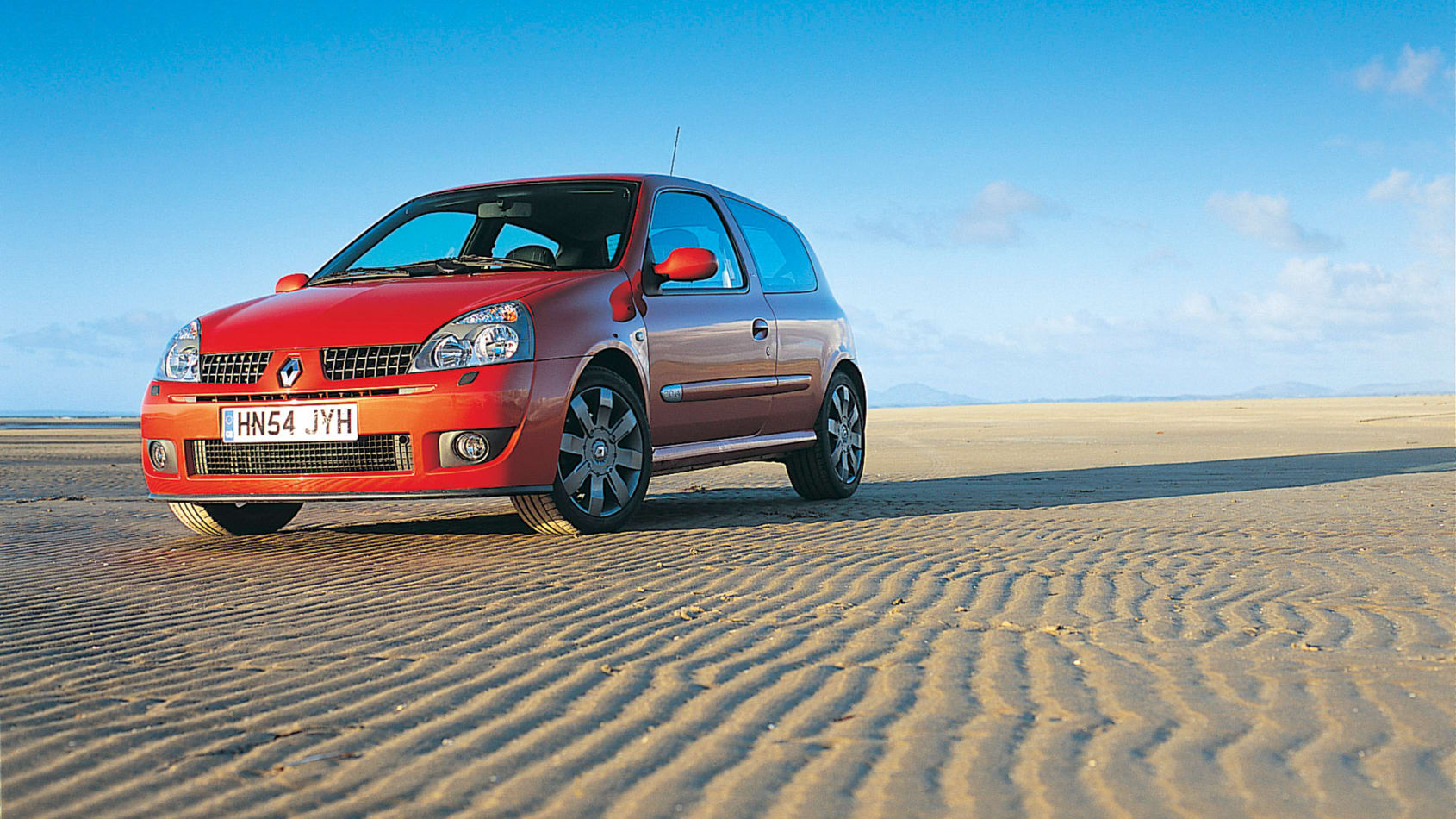 Renault Sport Clio: history of the french hot hatch hero from 172 to ...